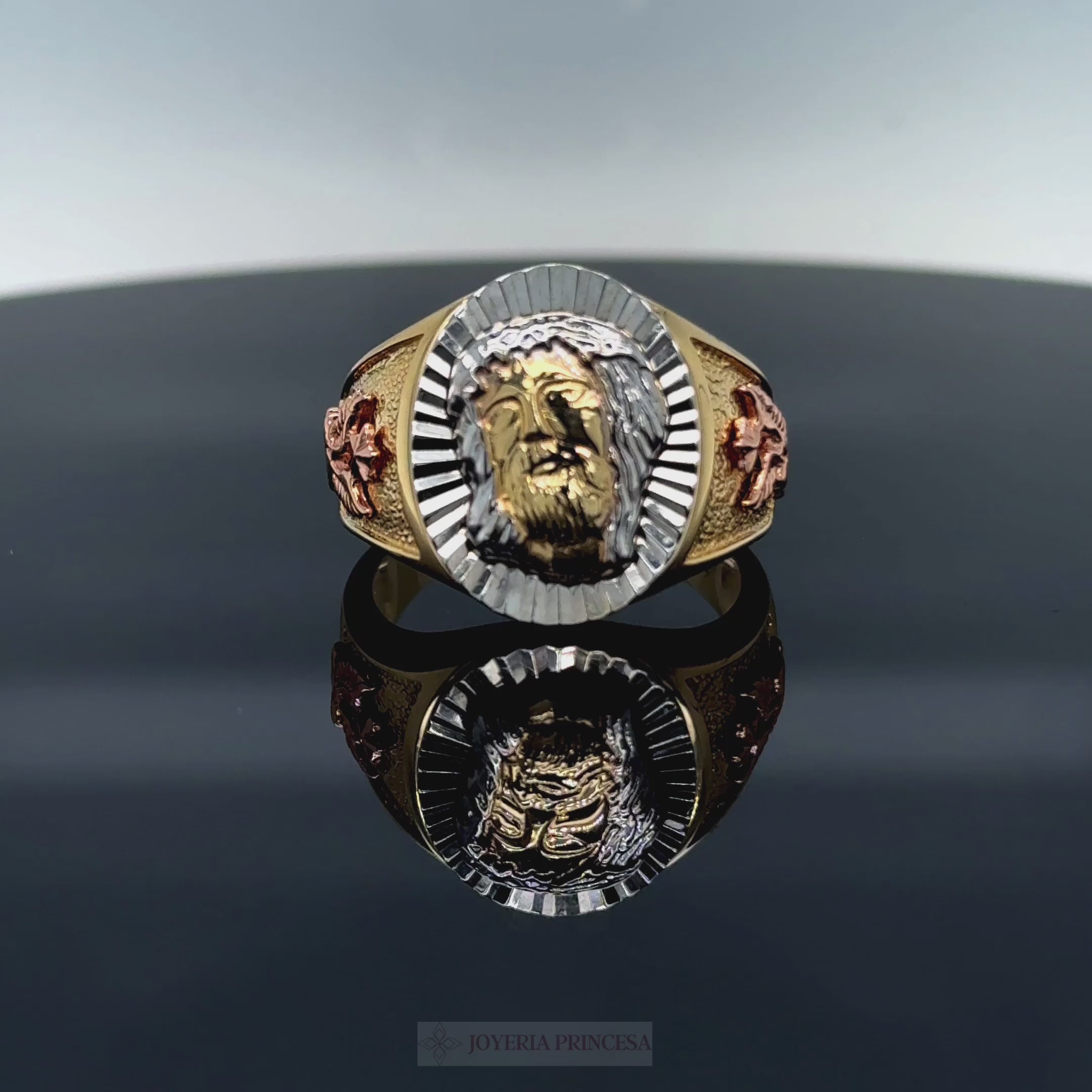 14K Diamond-Cut Jesus Ring – JoyeriaPrincesa